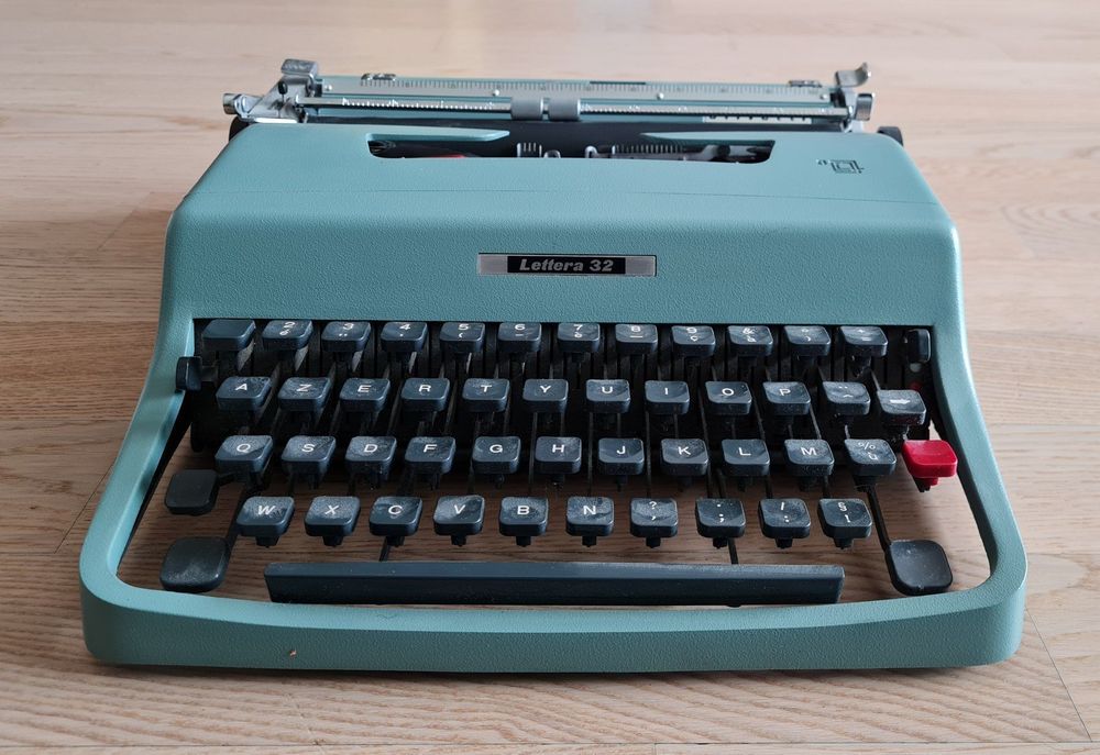 Olivetti Lettera 32 - Vintage Schreibmaschine - TOP Zustand! | Kaufen auf Ricardo
