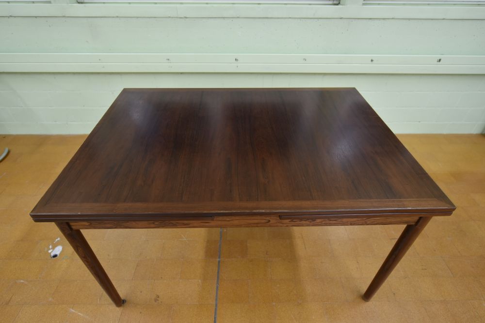 Designer Tisch aus Palisander von Kaj Winding für Slagelse (Gebraucht ...