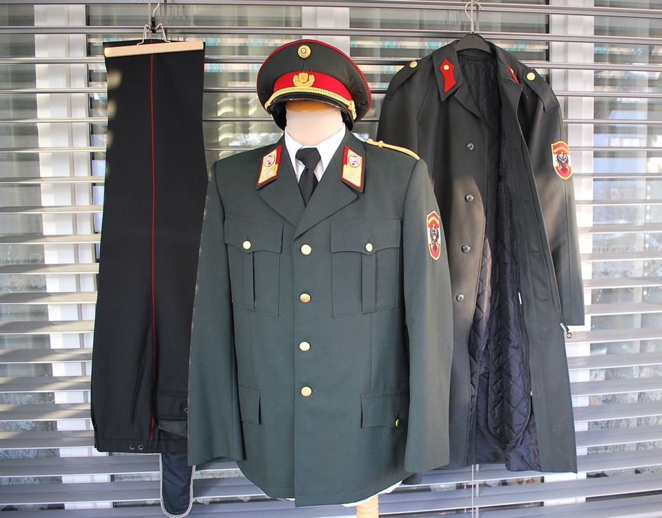Polizei Oberst Österreich Uniform Sammler Set | Kaufen auf Ricardo