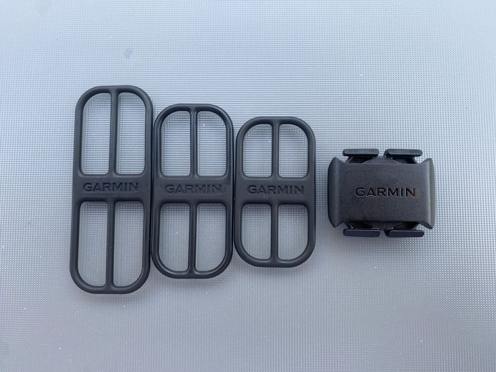 Garmin Trittfrequenzsensor Cadence Sensor (Neu und originalverpackt) in ...