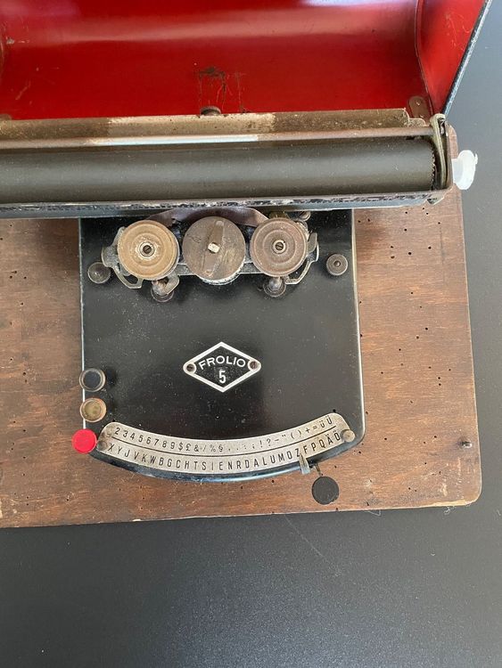 Frolio 5 Schreibmaschine mit Koffer aus 1924 (Gebraucht) in für CHF 85 ...