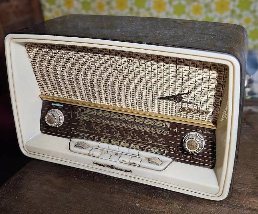Röhrenradio Loewe Opta (Gebraucht) in Therwil für CHF 100 – nur ...