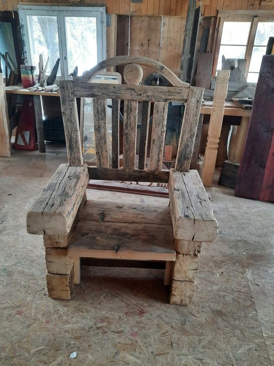 Thron aus ur Altholz Balken, über 400 Jahre alte Balken (Gebraucht) in ...