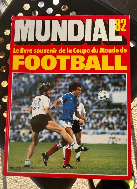 Le livre souvenir de la Coupe du Monde de FOOTBALL | Kaufen auf Ricardo