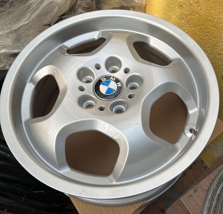 BMW E36 Styling 23 Felgen in 17 Zoll Neulack! | Acheter sur Ricardo
