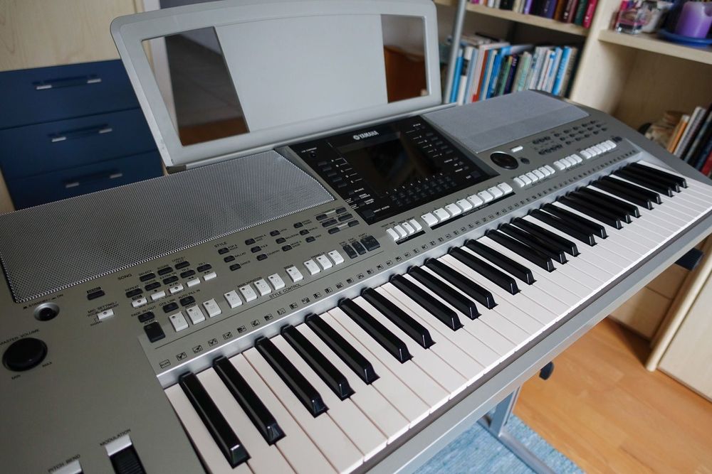 Keyboard / Workstation Yamaha PSR-S900 (Gebraucht) in Frauenfeld für ...