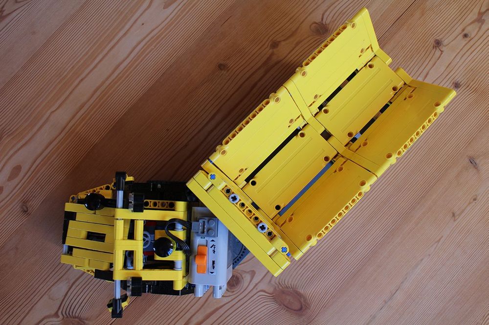 Lego Technic / Knickgelenk-Laster / 8264 (Gebraucht) in Männedorf für ...