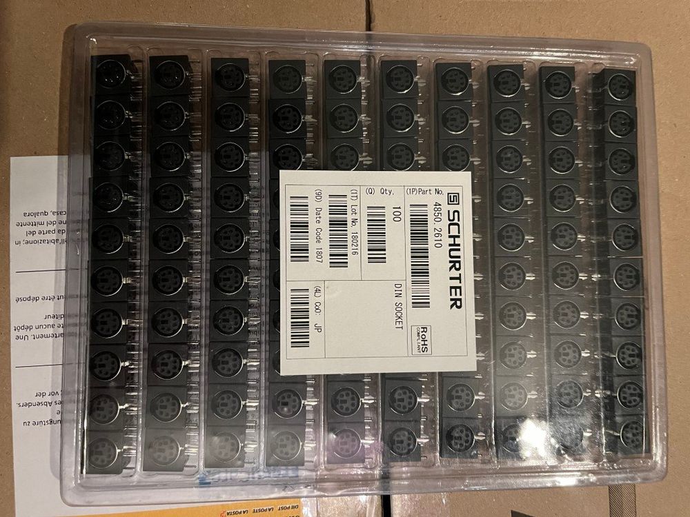 100er Pack DIN Buchsen Schurter 4850.2610 6-Pol Leiterplatte (Gebraucht) in Brunnen für CHF 1.5 ...