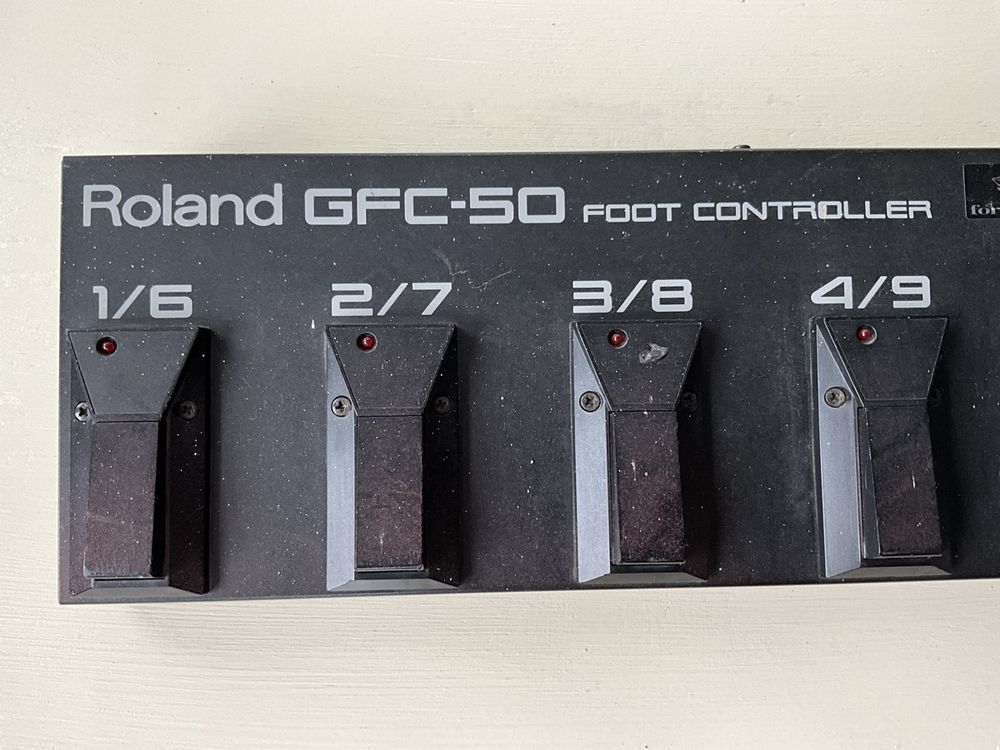 Roland GFC-50 Foot Controller für Gitarren Verstärker (Gebraucht) in ...