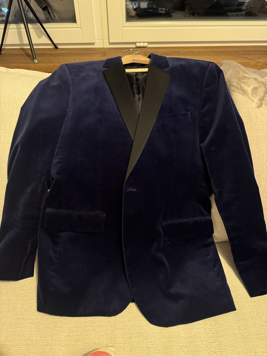 Blue Velvet Jacket by Reiss Size 42 (Neu (gemäss Beschreibung)) in St ...