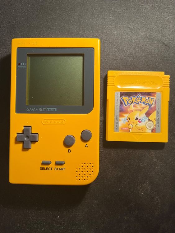 Gameboy Pocket + Pokemon gelbe Edition Original Nintendo (Gebraucht) in ...