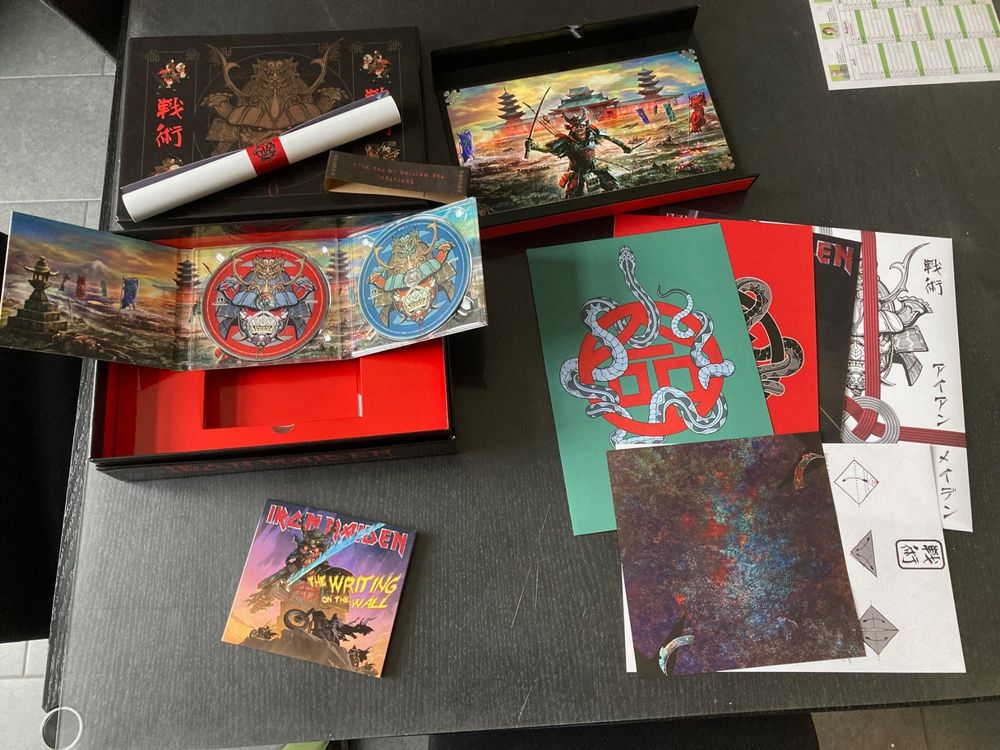 IRON MAIDEN - Senjutsu 2021 Deluxe Box-set 2-CD Blue-ray Box (Gebraucht ...