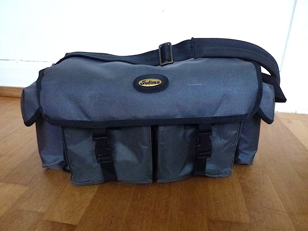 Grosse Fotima Fototasche - ca. 20 x 22 x 43 cm | Kaufen auf Ricardo