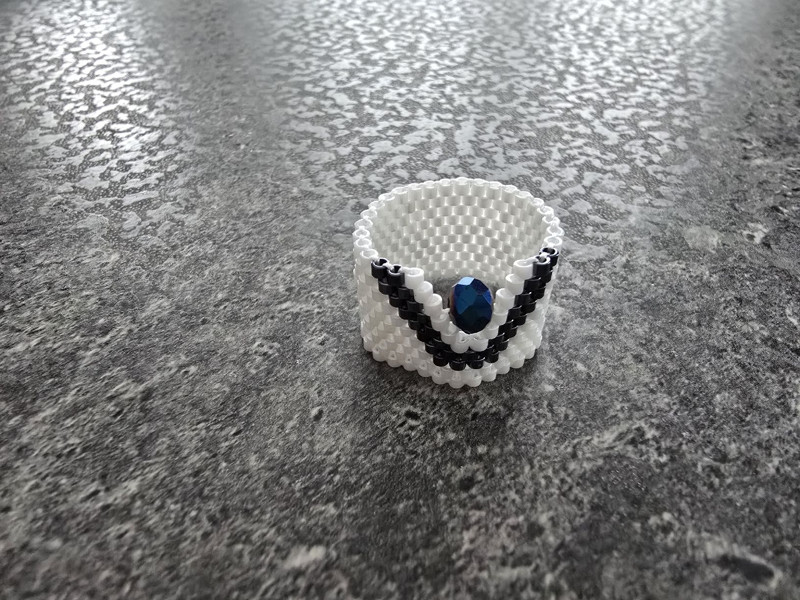 💎 Bague « V Mystique » – Perles Miyuki & cristal bleu (Neuf avec ...
