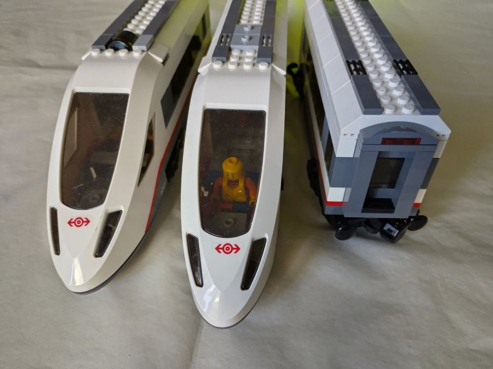 Lego Eisenbahn 60051 inkl 9 Minifiguren (Gebraucht) in Kölliken für CHF ...