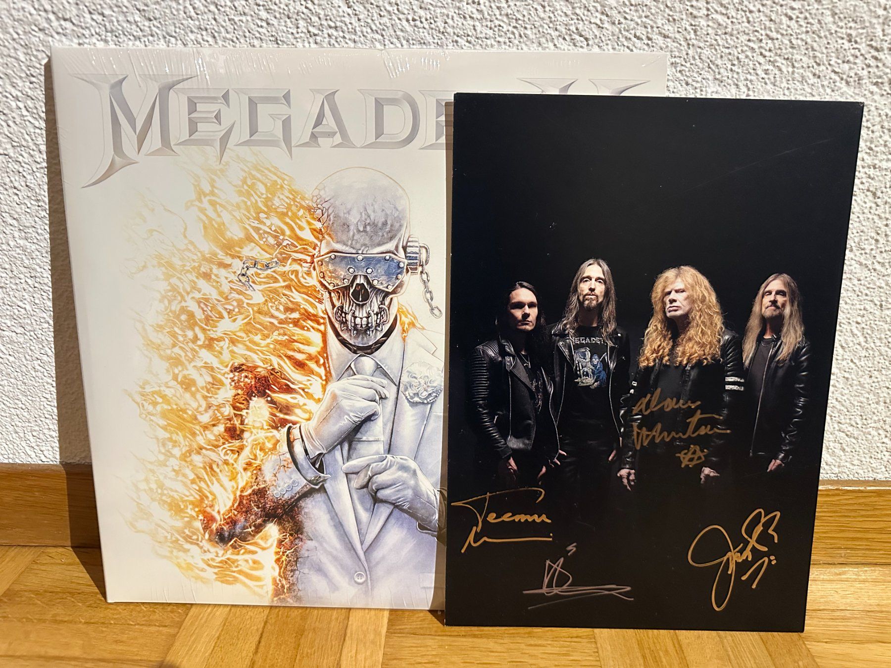 Megadeth - Megadeth incl. signed Art Card - black Vinyl (Neu (gemäss ...