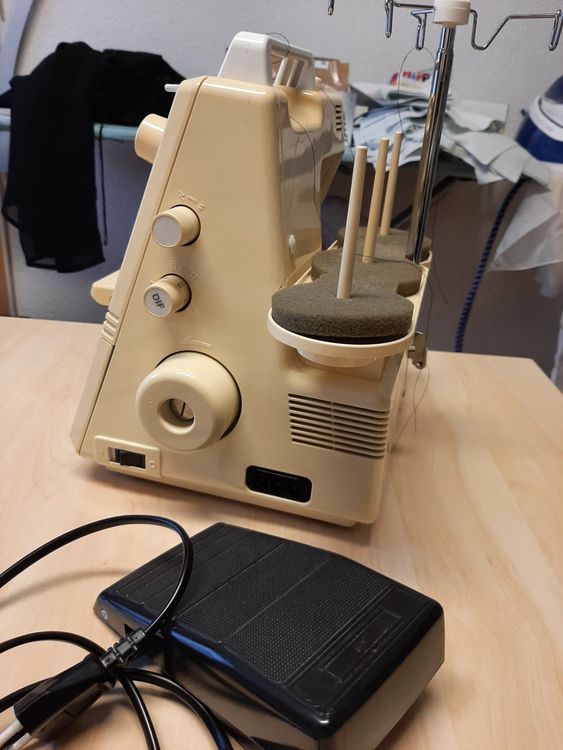 Bernette Bernina Covermaschine Funlock 009DCC | Kaufen auf Ricardo