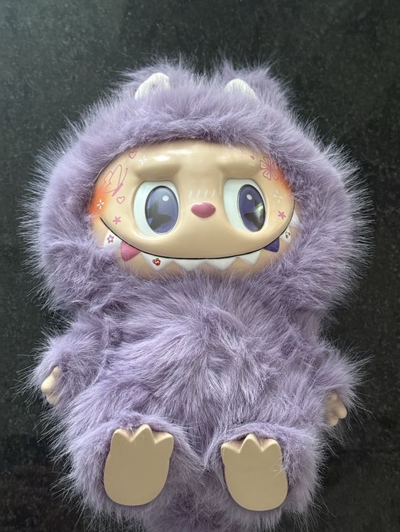 Labubu 38cm Lila (Nuovo e nell'imballaggio originale) a Wald ZH per CHF ...
