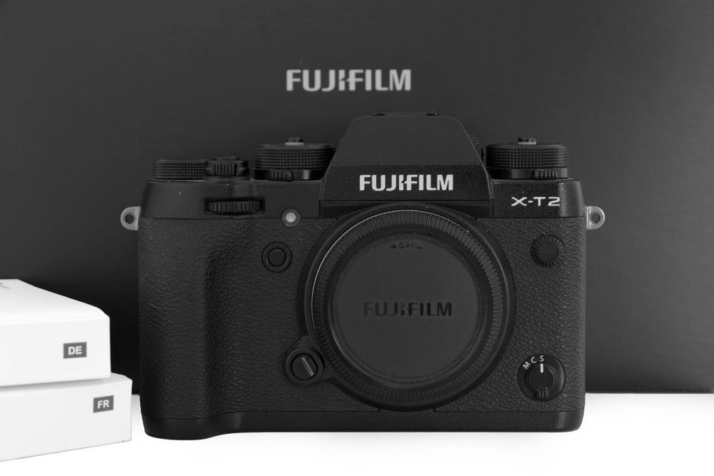 FUJIFILM X-T2 Body Schwarz Geräuse Kamera Fuji XT2 (Gebraucht) in Emmen für CHF 459 – mit ...
