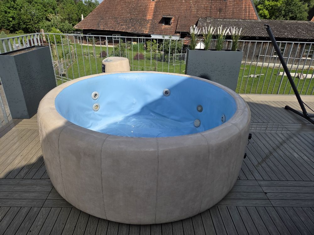 Softub Whirlpool Legend 300 (Gebraucht) in Biberist für CHF 1 – nur ...