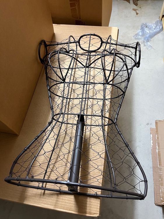 Vintage Schneiderpuppe Drahtfigur Deko Torso (Neu (gemäss Beschreibung)) in Zug für CHF 6 – mit ...