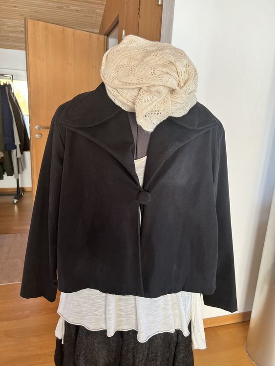 Jacke von Erica Matile aus Zürich, schwarz (Gebraucht) in Rapperswil SG ...