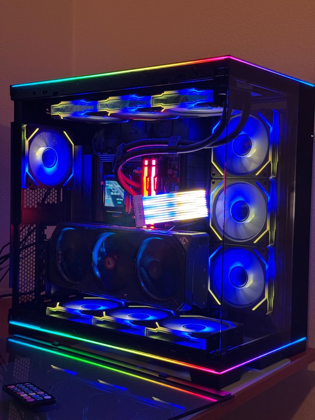 High-End Gaming PC / Ryzen 7 9800X3D / RTX 5080 / 32GB DDR5 (D'occasion ...