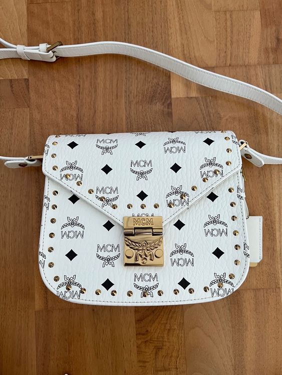 MCM Patricia Small Umhängetasche (Neu (gemäss Beschreibung)) in Wohlen ...