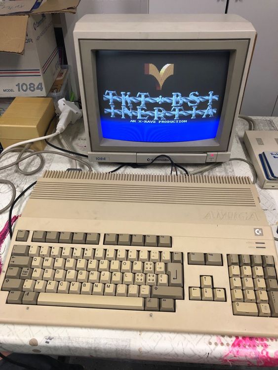 Commodore Amiga 500 mit Monitor und ext. Laufwerk (Gebraucht) in für ...