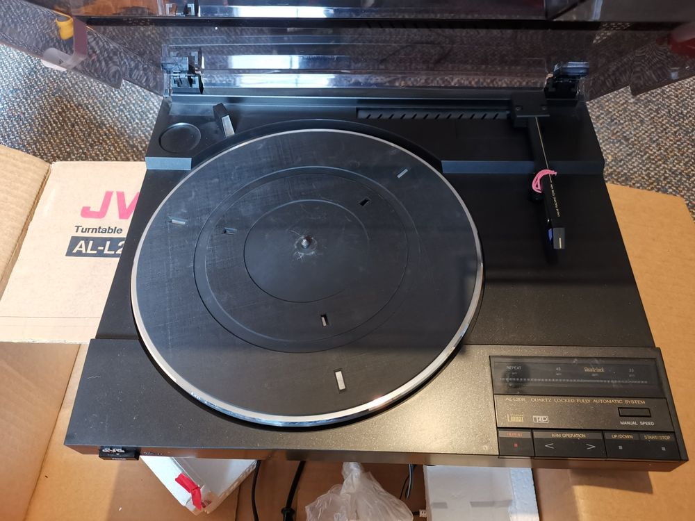 JVC XT-MXG9BK Vintage hightend compact / mit Plattenspieler (Gebraucht) in Bremgarten b. Bern ...