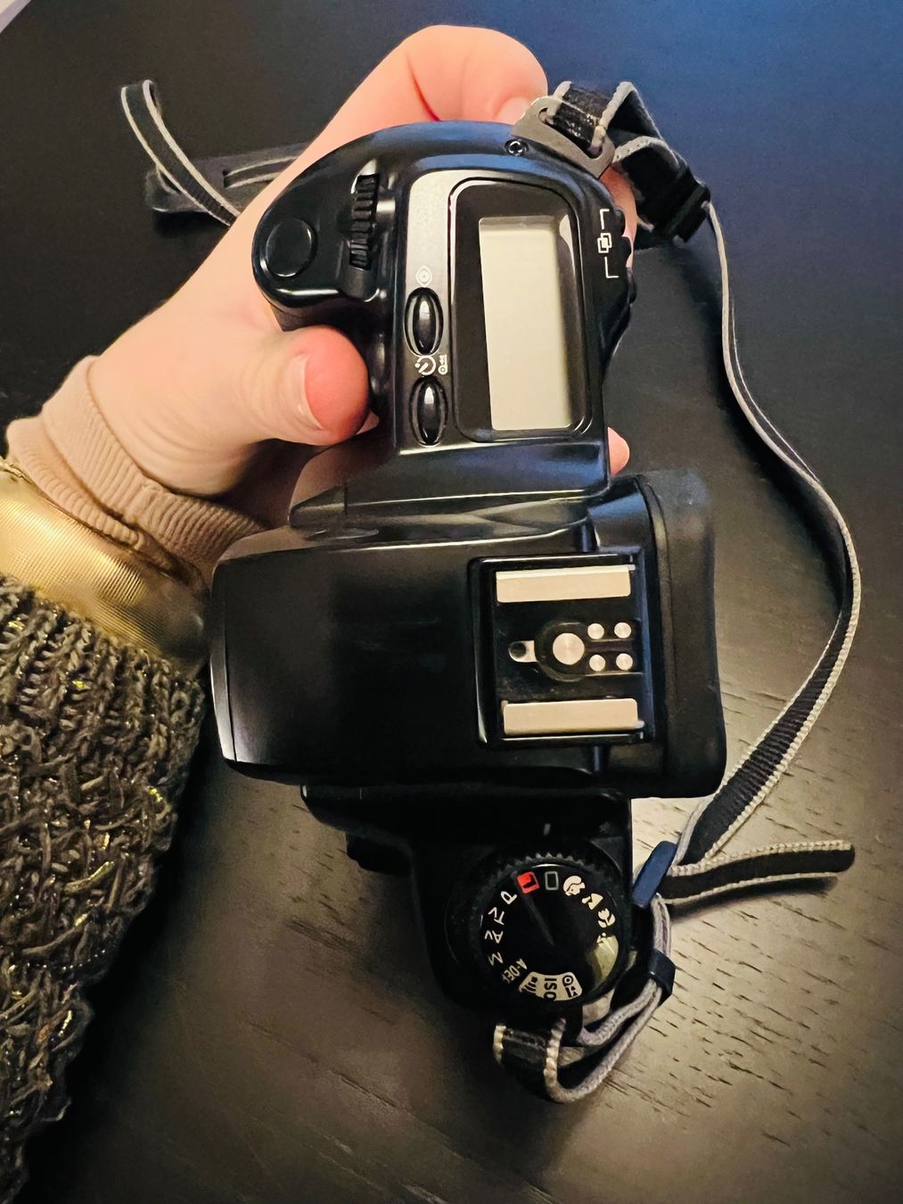 Canon EOS 3000 Kamera (Gebraucht) in Zürich für CHF 35 – mit Lieferung ...