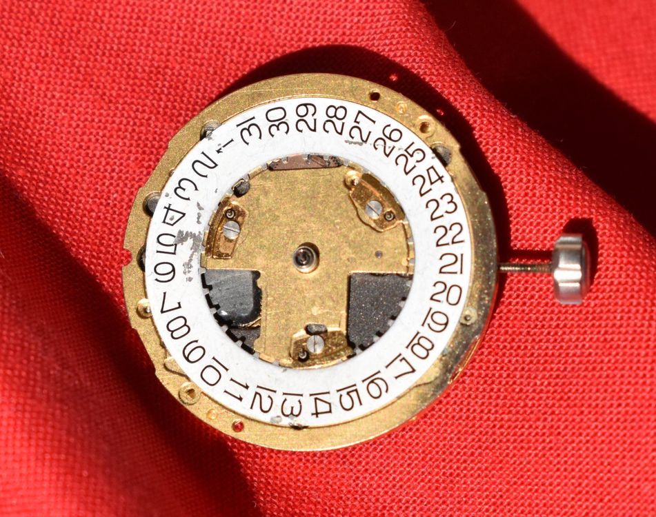 Omega Chronograph Quarzwerk, cal. 1675 (Gebraucht) in Münchenbuchsee ...