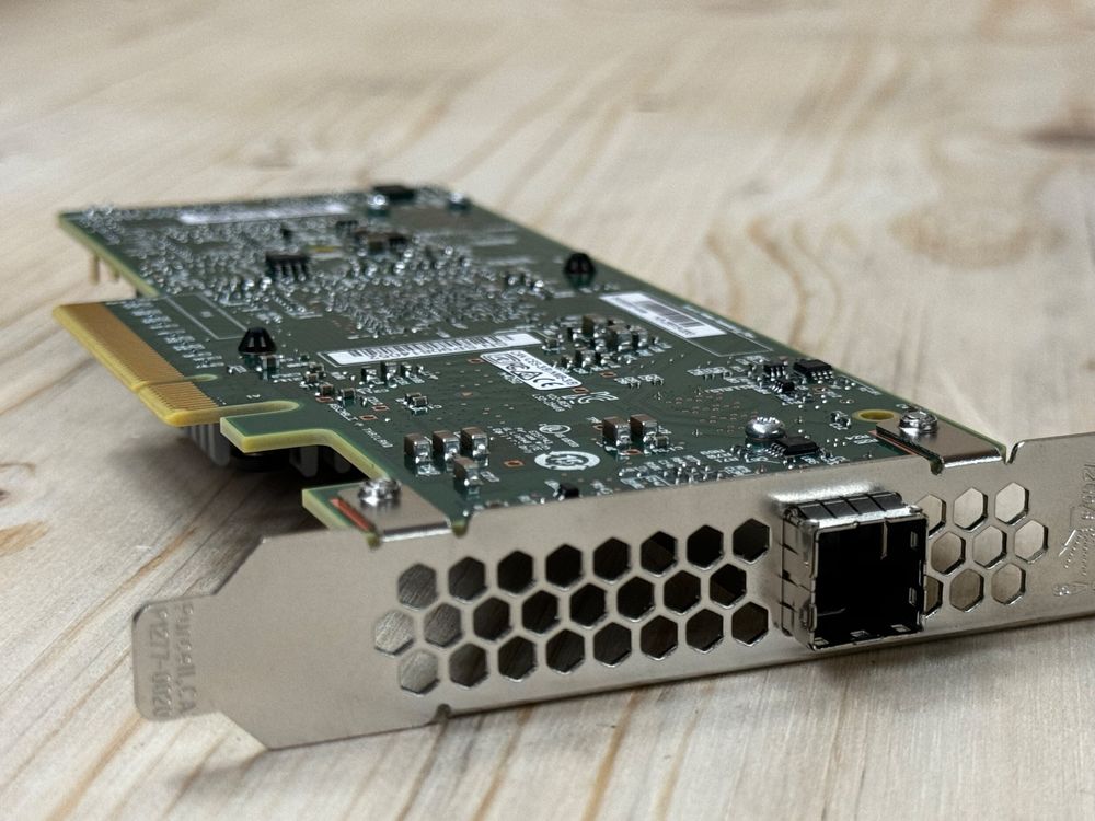 LSI Broadcom SAS 9300-4i4e Interface Cards/Adapter Internal (Gebraucht ...