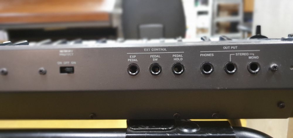 Roland Alpha Juno-2 (Gebraucht) in Jegenstorf für CHF 570 – nur ...