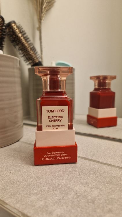 Tom Ford Electric Cherry 30ml (Gebraucht) in Winterthur für CHF 125 – mit Lieferung auf Ricardo ...