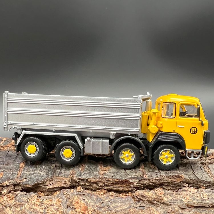 Marti Kipper Saurer D330B F8x4 neu OVP 1:87 (Neu und originalverpackt ...