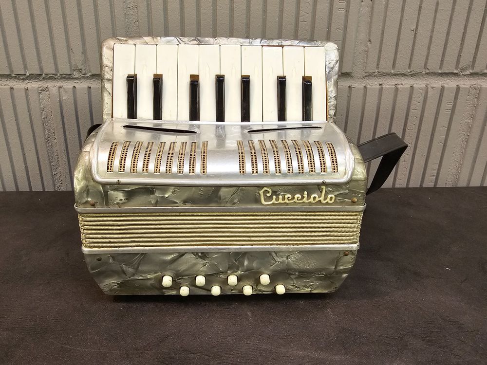 1950 Akkordeon Cucciolo Italy Kids Handorgel Musikinstrument (Gebraucht ...