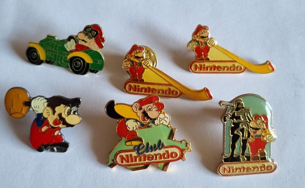 Pins Supermario Nintendo (Gebraucht) in Grenchen für CHF 30 – mit ...
