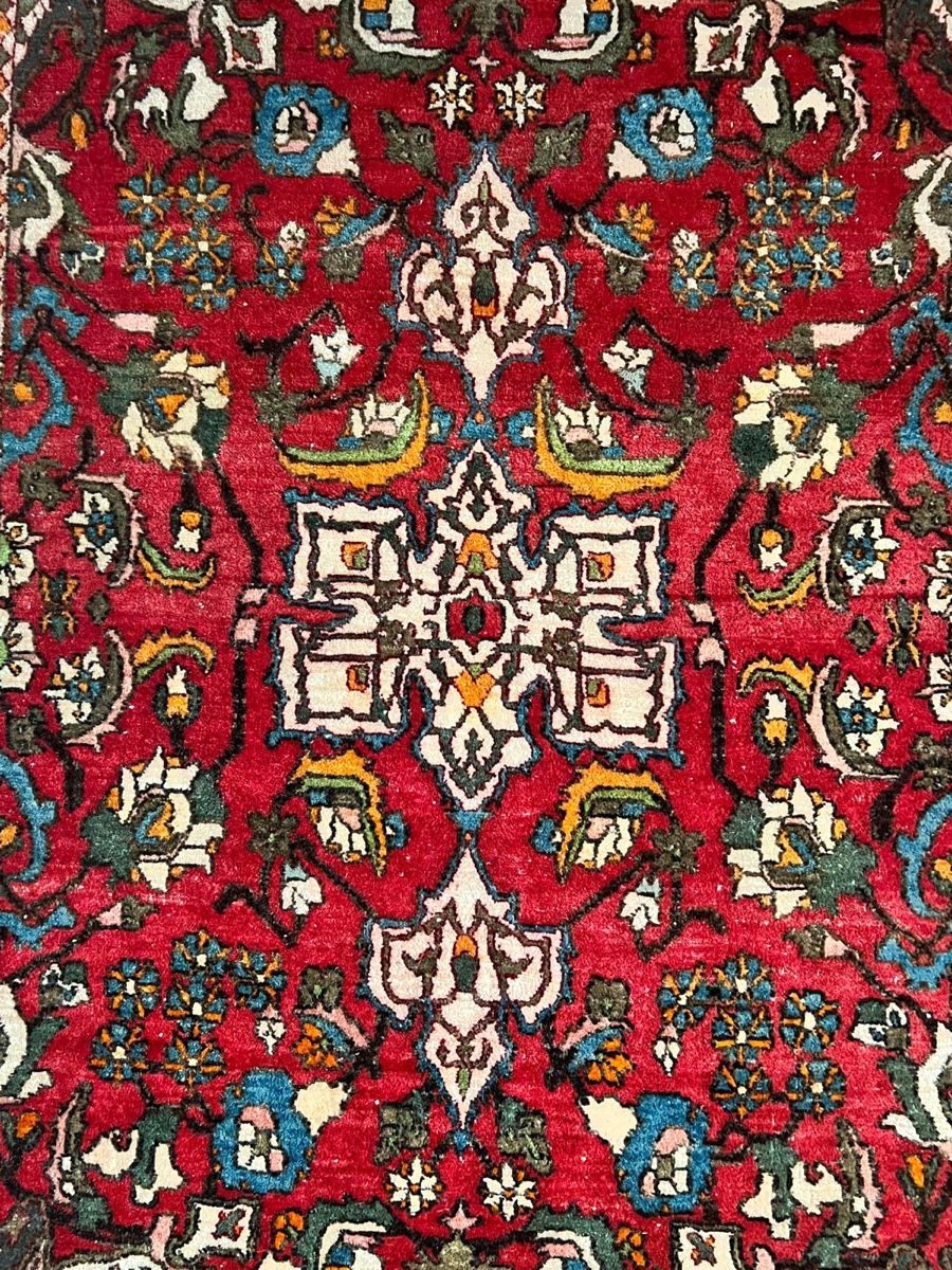 Tapis rouge oriental noué main en laine, motif floral (D'occasion) à ...
