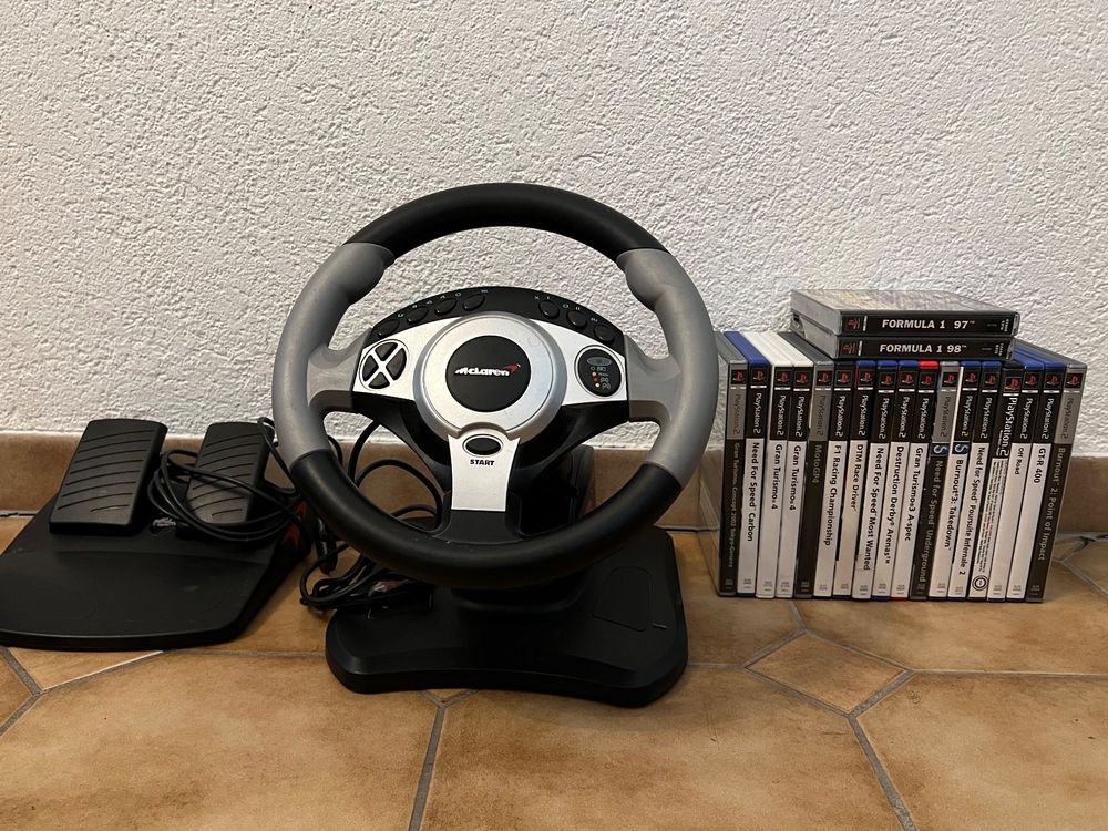 Volant + pédalier + jeux - PS1 PS2 | Kaufen auf Ricardo