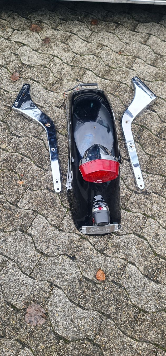 Kawasaki VN 800 Classic Heckfender Model 2000 mit Rücklicht (Gebraucht ...