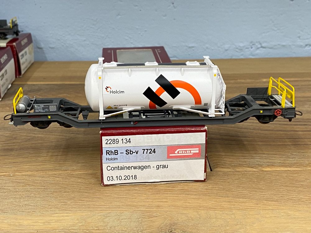 RhB Bemo Sb-v 7724 Container-Tragwagen, Holcim (Gebraucht) in Goldau ...