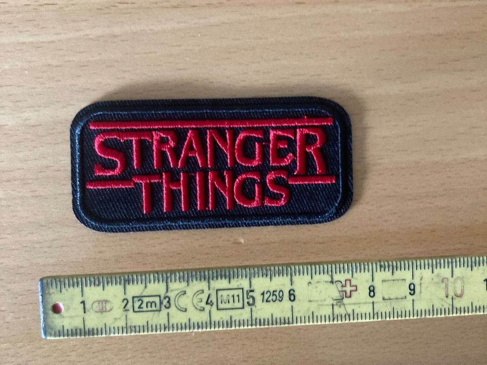 Stranger Things Patch Sticker Aufnäher Metal Rock Band (Neu (gemäss Beschreibung)) in Horn für ...