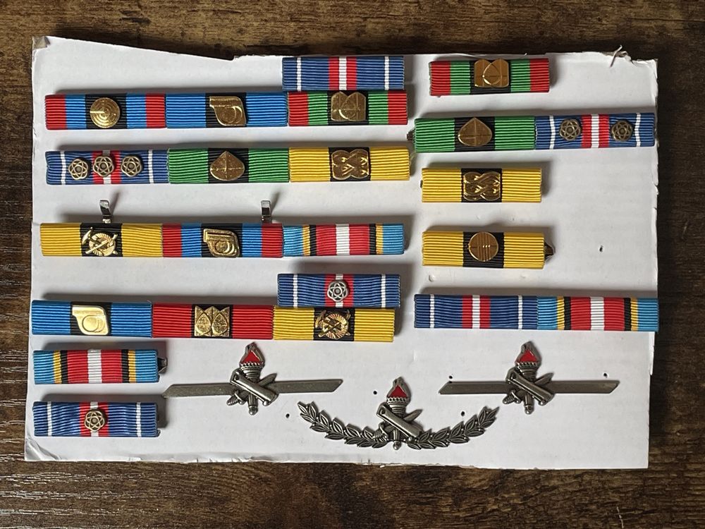 Sammlung Ribbons Militärabzeichen, Rarität (Neu (gemäss Beschreibung ...