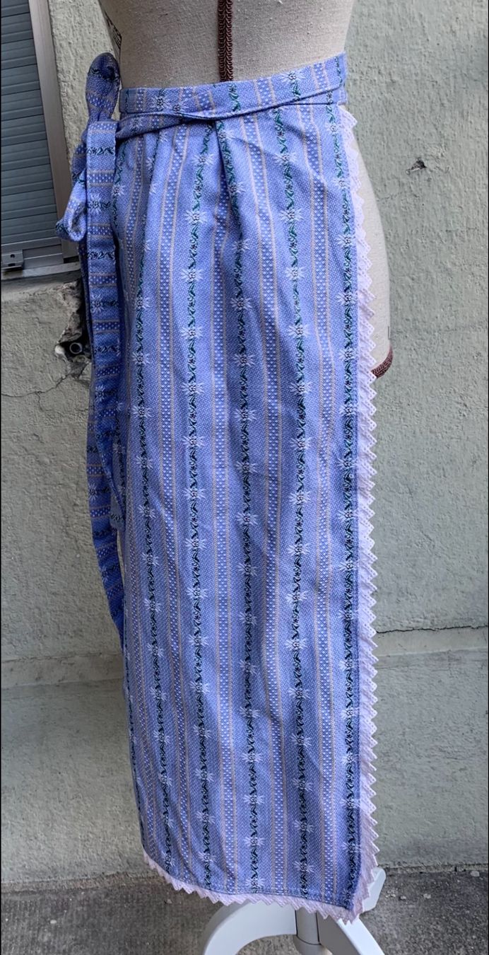 Superbe long tablier de folklore EDELWEISS dentelle coton (Neuf (Voir ...