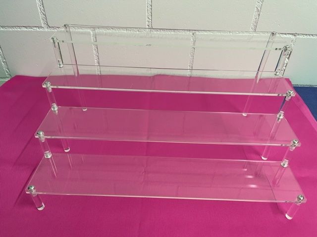 Kleines Regal aus Plexiglas | Kaufen auf Ricardo