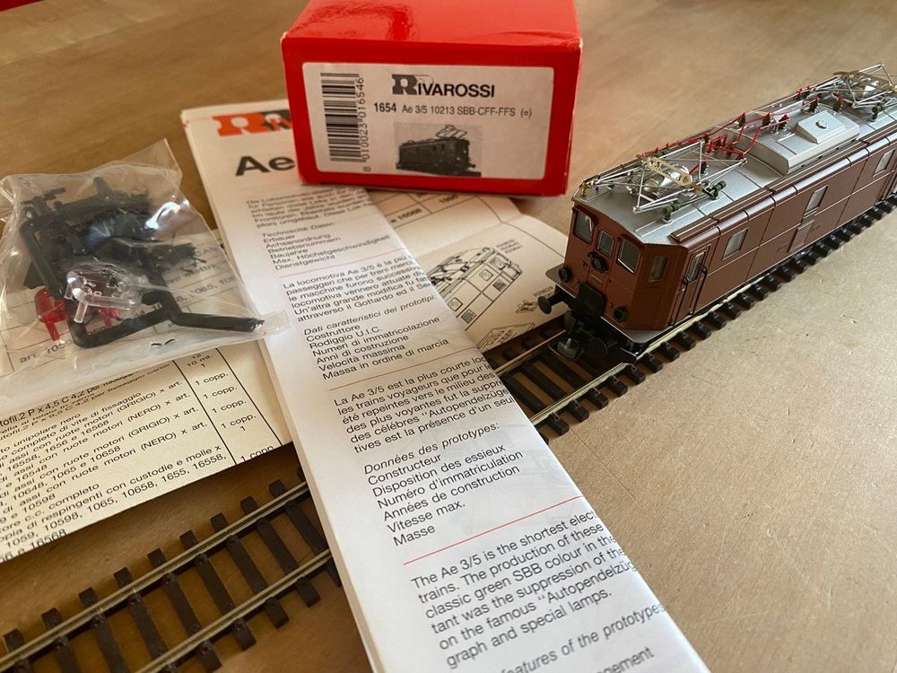 E-Lok SBB Ae 3/5 10213, braun, Rivarossi 1654, GS (Gebraucht) in Steinhausen für CHF 96 – mit ...
