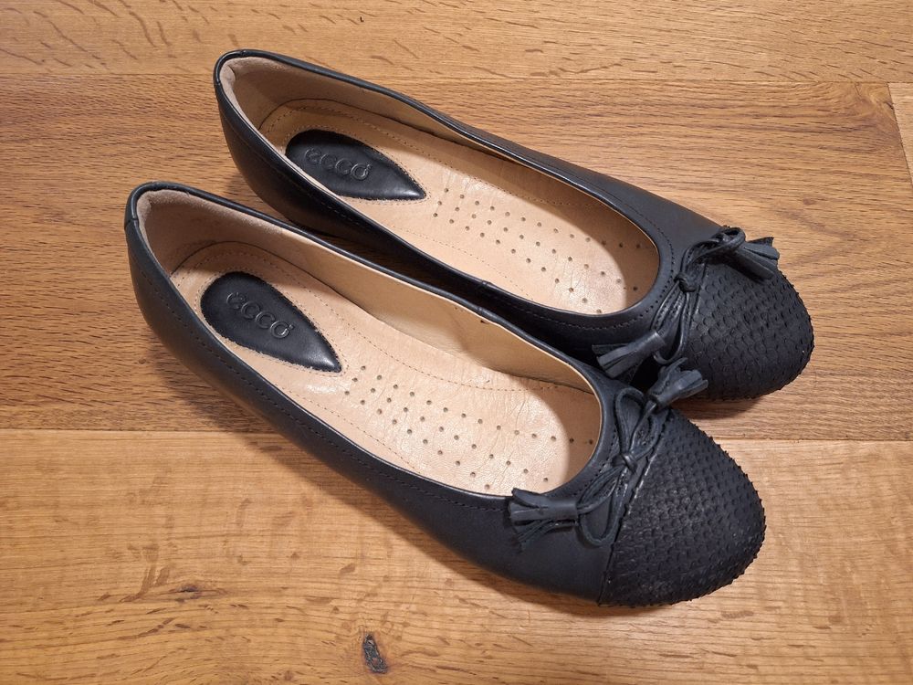 Ballerinas ecco Gr. 38 (Gebraucht) in Abtwil AG für CHF 15 – mit Lieferung auf Ricardo kaufen