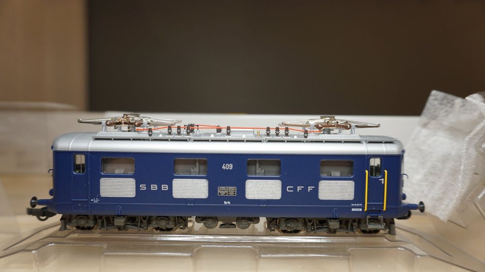 H0 Trix 22422 Re 4/4 I Blau DCC Sound | Kaufen auf Ricardo