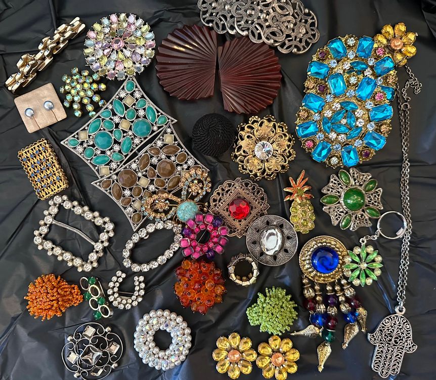 Modeschmuck Lot, 35 Stk. Für den Flohmarkt. (Gebraucht) in Lamone für ...